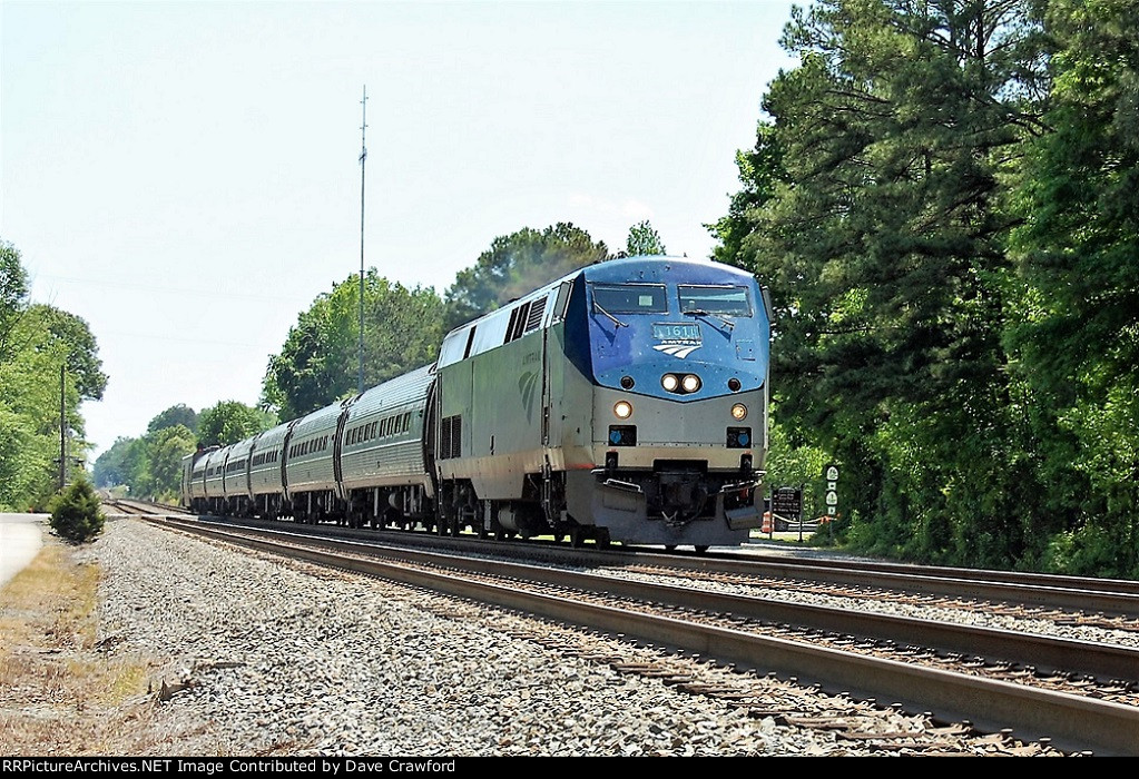 Northbound Carolinian Train 80